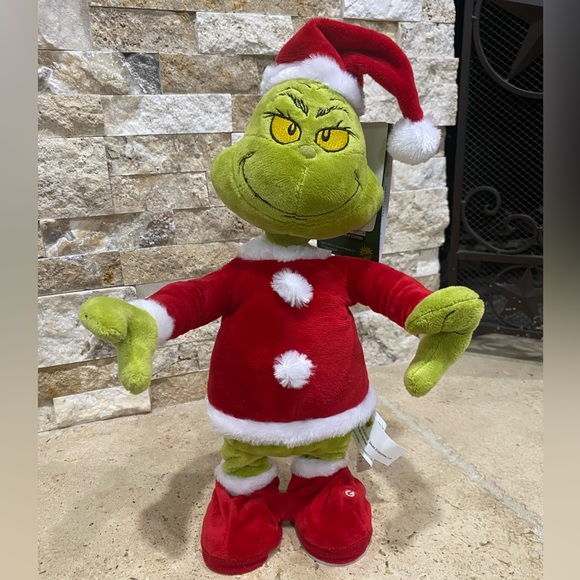 Gemmy | Holiday | 223 The Grinch Animated 4 Plush Gemmy Heart Hands ...